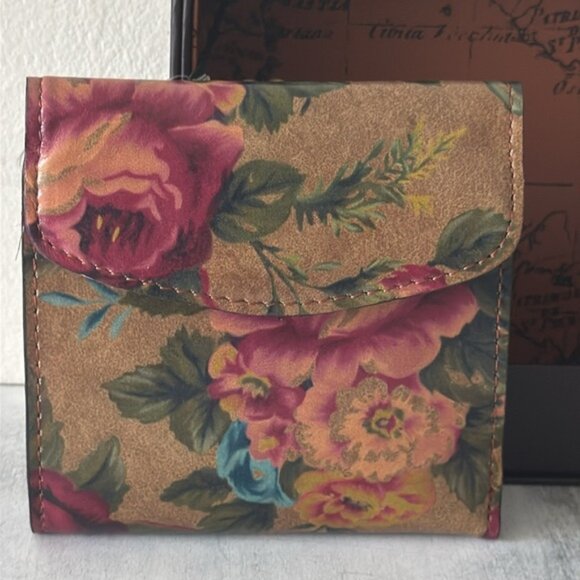 Patricia Nash | Bags | Patricia Nash Reiti Leather Wallet Bi Fold ...
